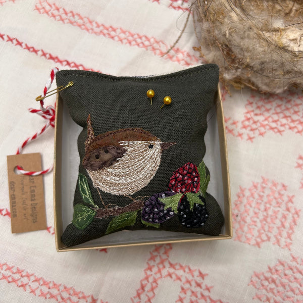 Pin cushion – Dear Emma Designs